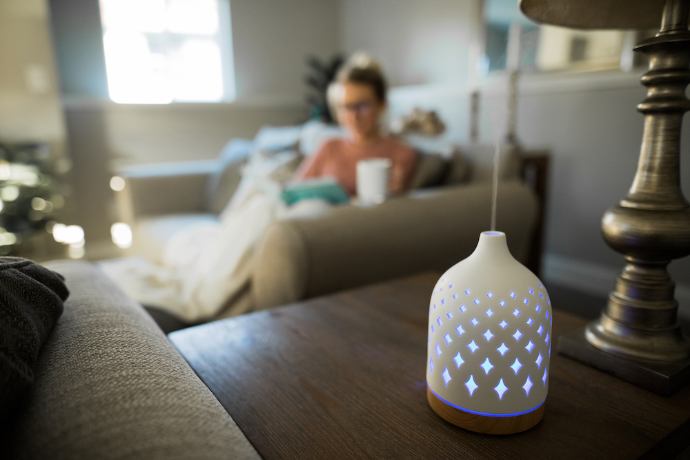 How Aromatherapy Can Benefit Memory Care Residents - Serra Sol